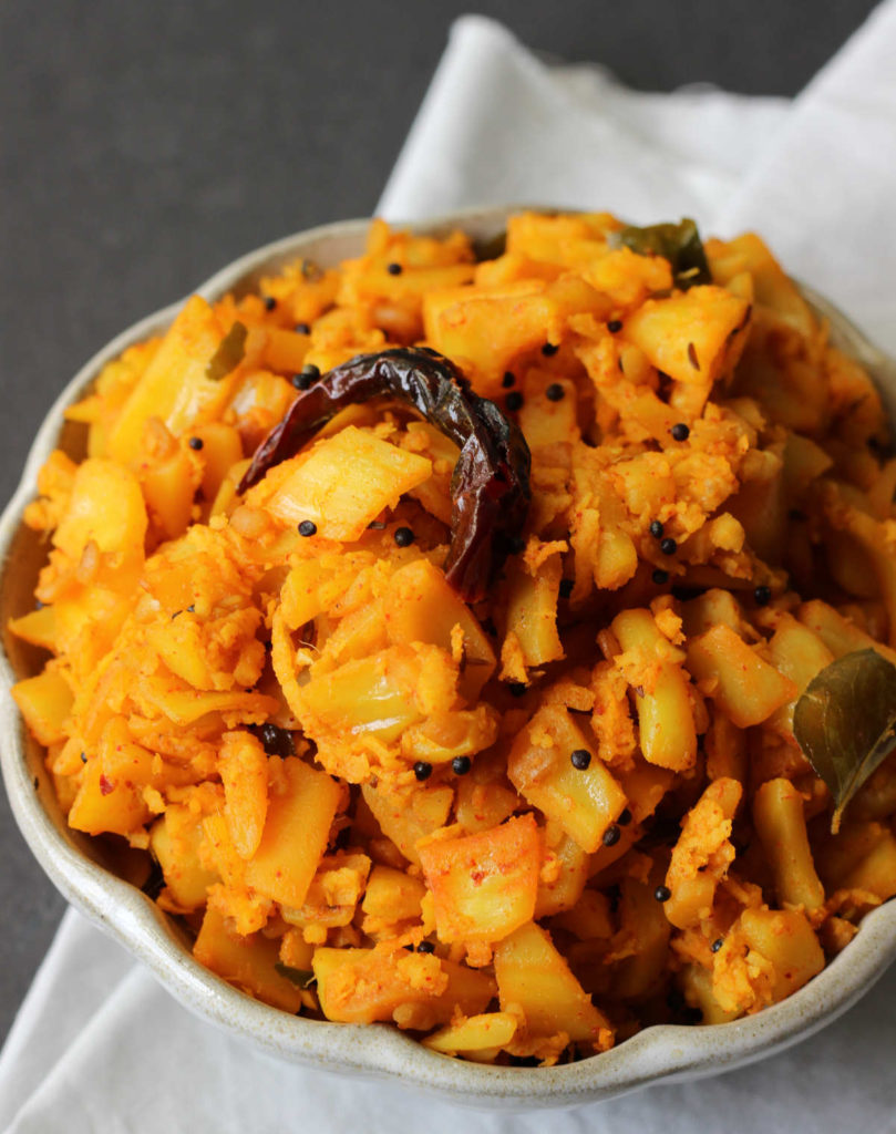 Halasina kayi palya | Unripe jackfruit recipe - Plateful of veggies